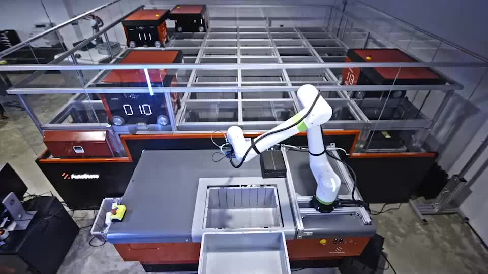 KI automatisiert AutoStore® • Kommissionieren im Warenlager