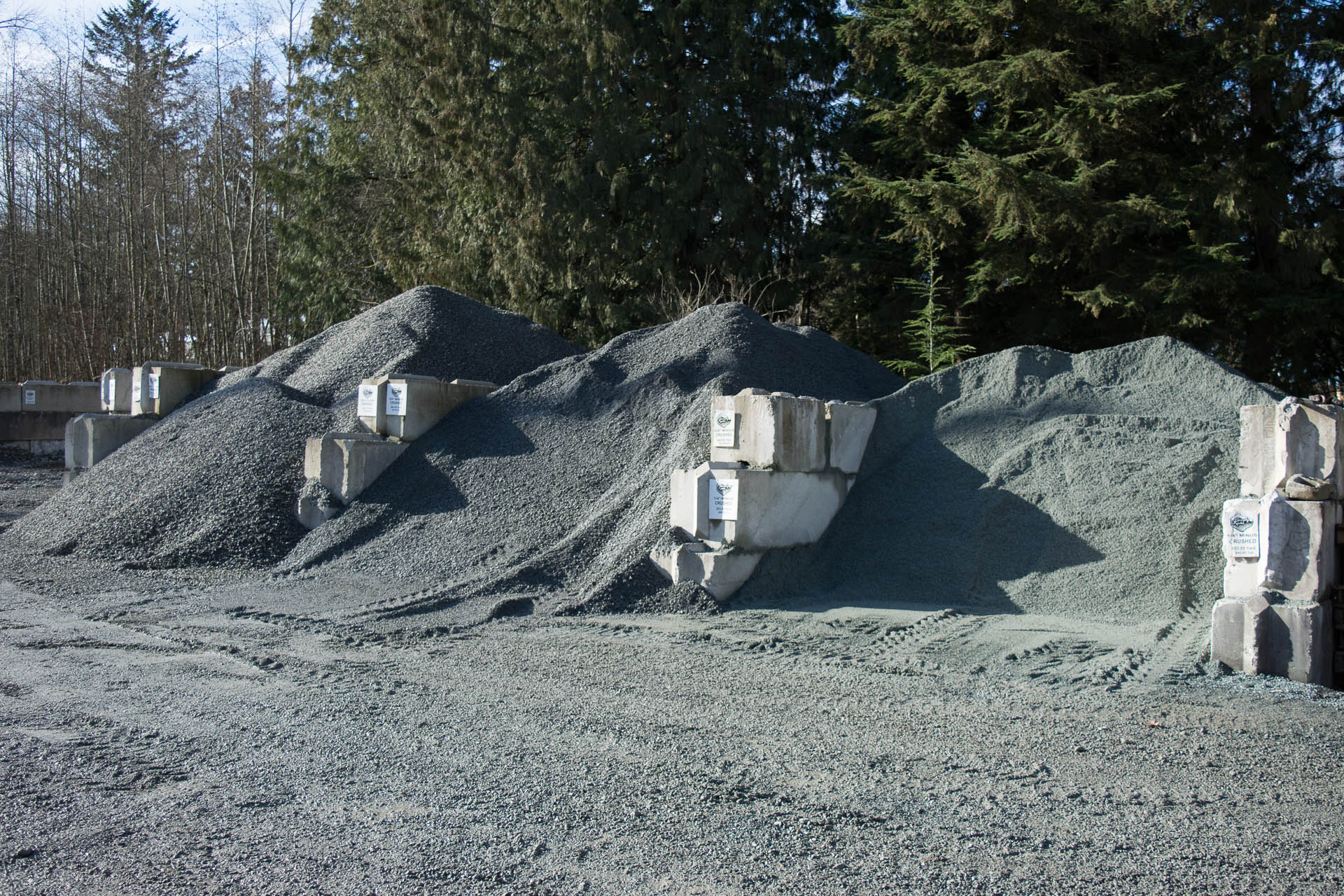 Simply Rocks - Wholesale & Retail Hardscape Supply Yard - Snohomish, WA