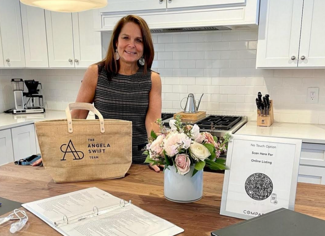 Creator Spotlight: How Real Estate Agent Angela Swift Uses QR Codes