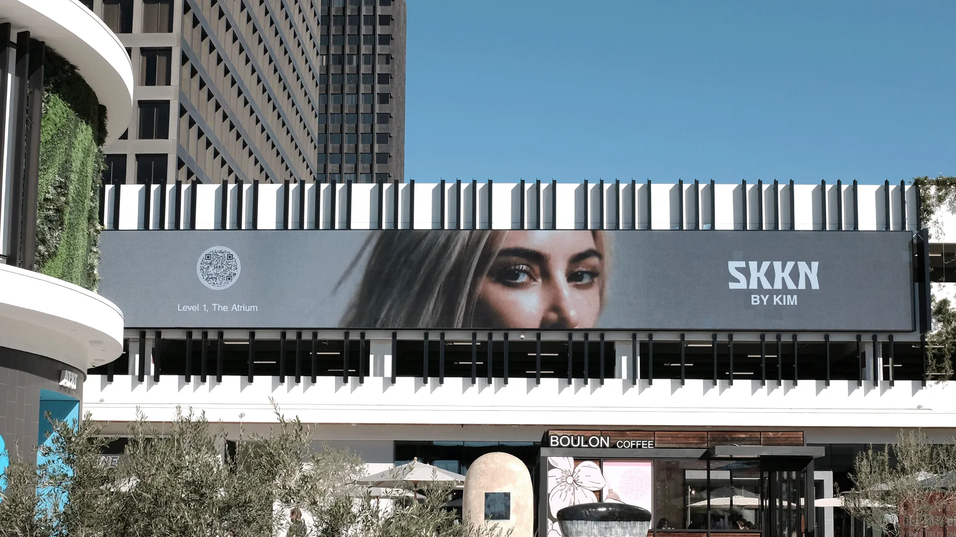 Kim Kardashian Leverages Flowcode with DTC Campaign