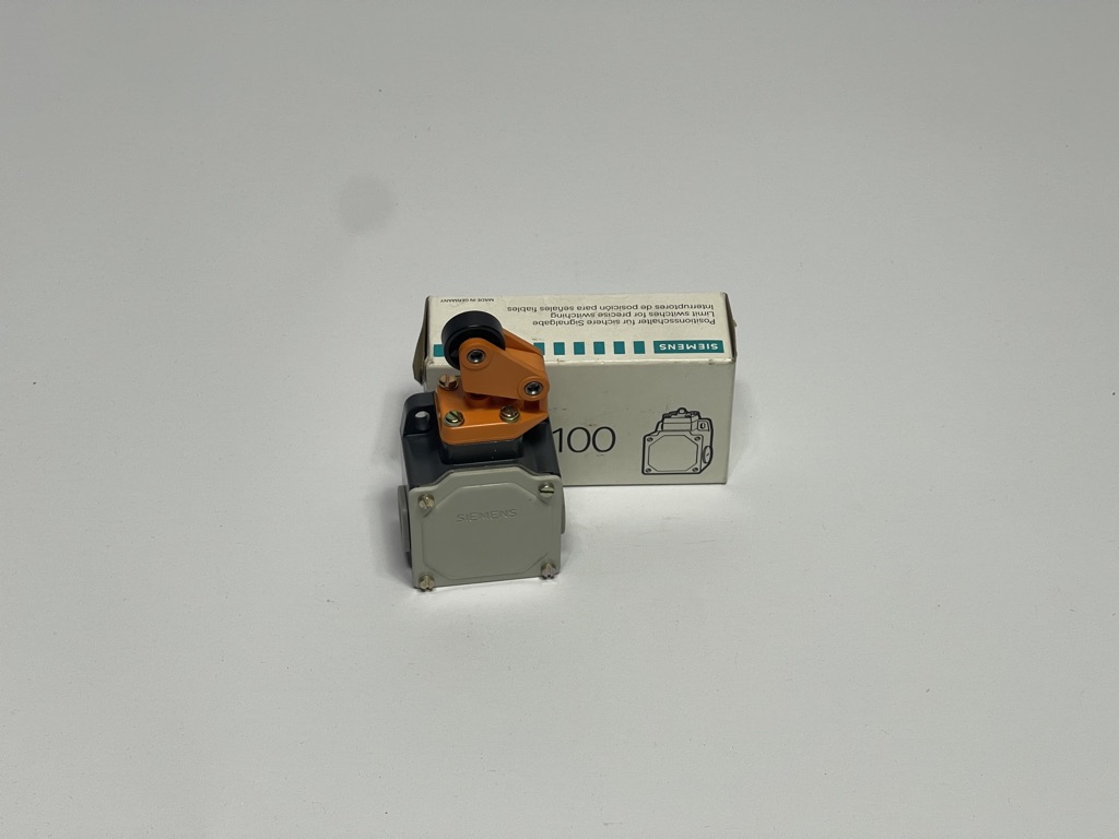 buy Siemens Endswitch with rolling lever online - Siemens and more ...