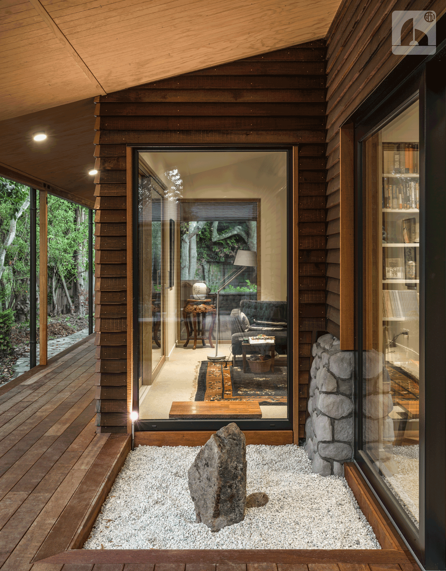 The Timeless Big Cottage - Bob Burnett Architecture