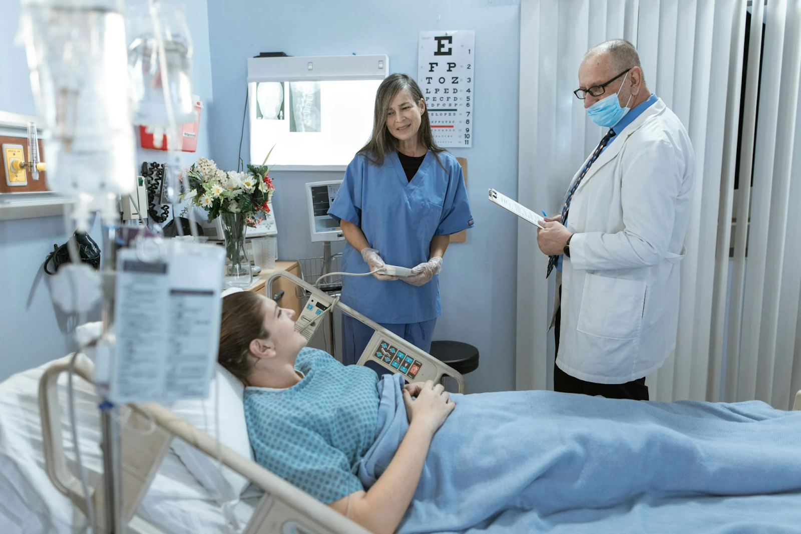 Attending Physician vs Resident Doctor: Which Is Best for You? | Daily ...