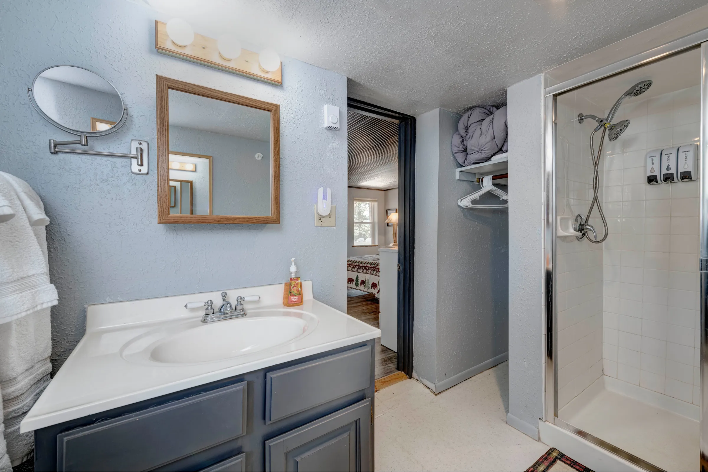 Ponderosa Cabin - Mountain Air Ranch Family Nudist Resort