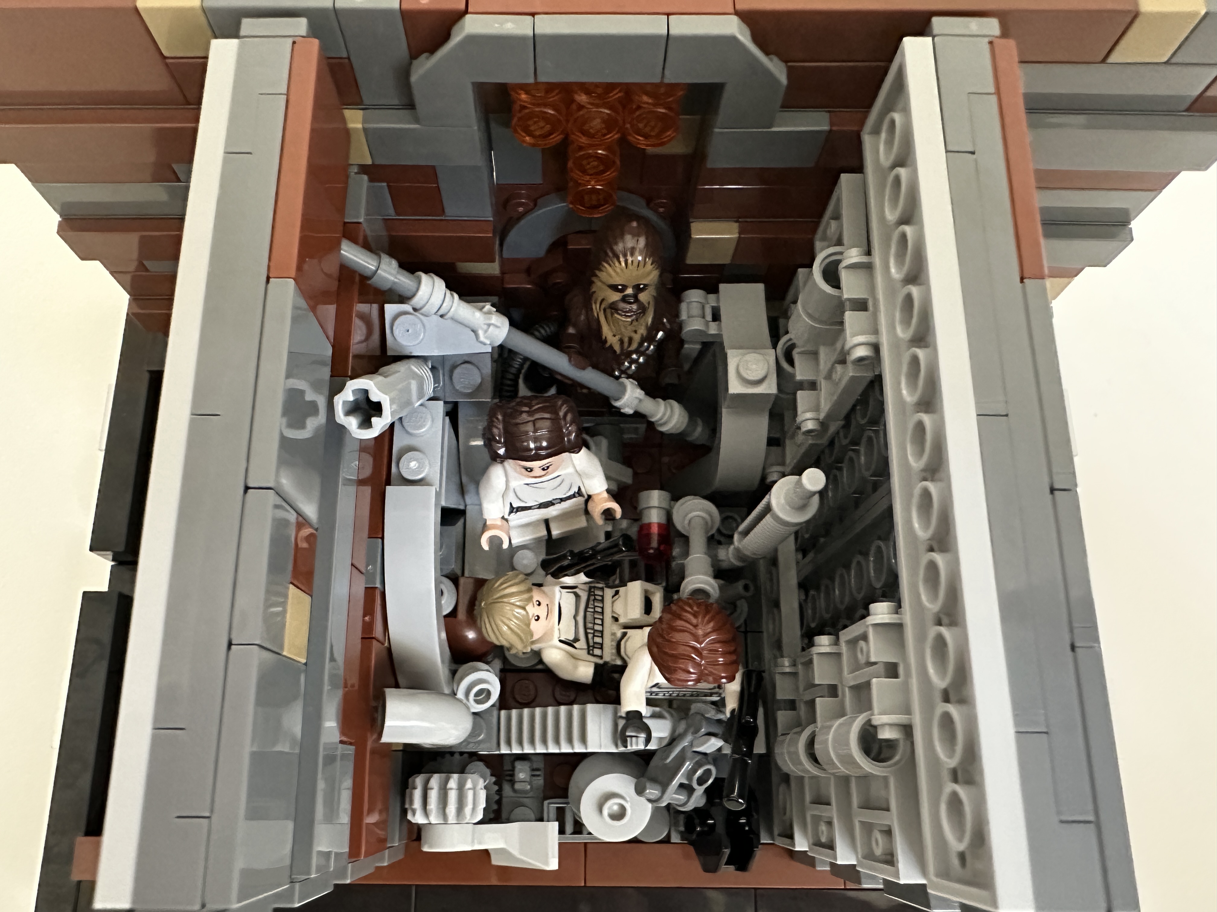 Review: Lego Star Wars Death Star Trash Compactor Diorama
