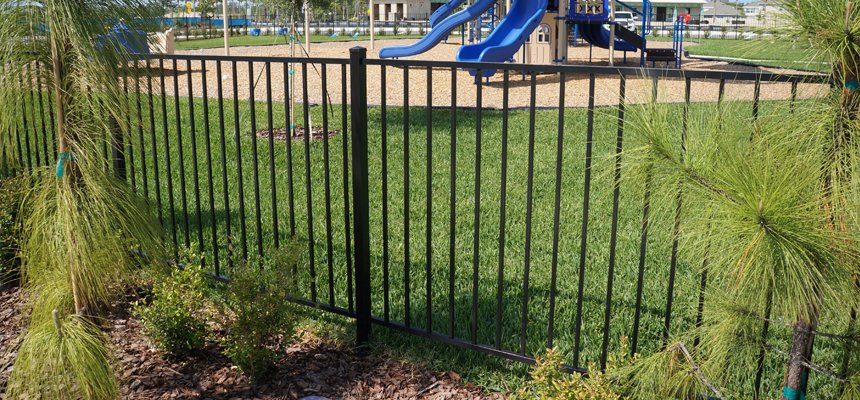 27 Awesome Metal Fence Ideas to Get Inspired in 2023