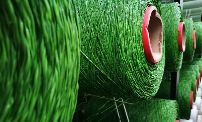 A Guide to Choosing the Best Fake Grass for Your Patio