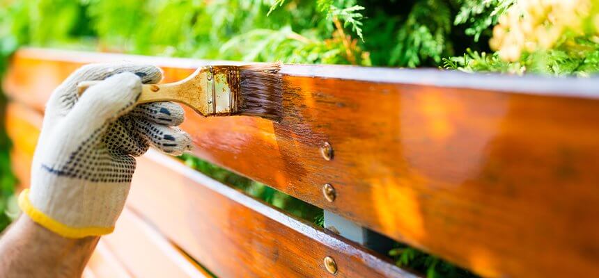 Detailed Guide for How to Paint a Fence [with photos]