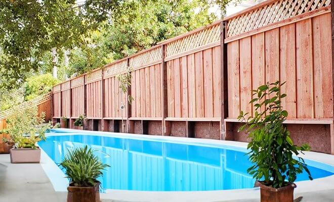 15 Stylish Pool Fence Design Ideas [with photos]