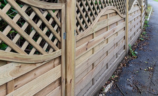Unique Fence Panel Ideas: Revamp Your Outdoors