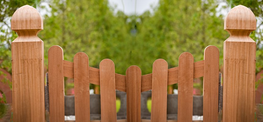 Unique Privacy Fence Topper Ideas [with photos]