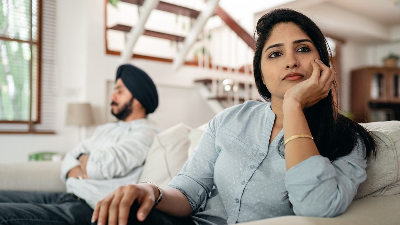 Avoidant Relationship Style: Understanding and Coping