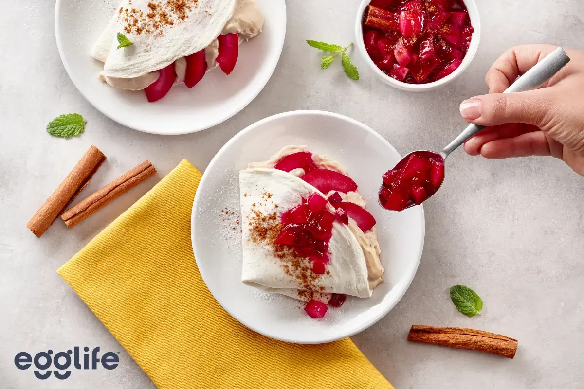 red wine poached pears with cinnamon mascarpone