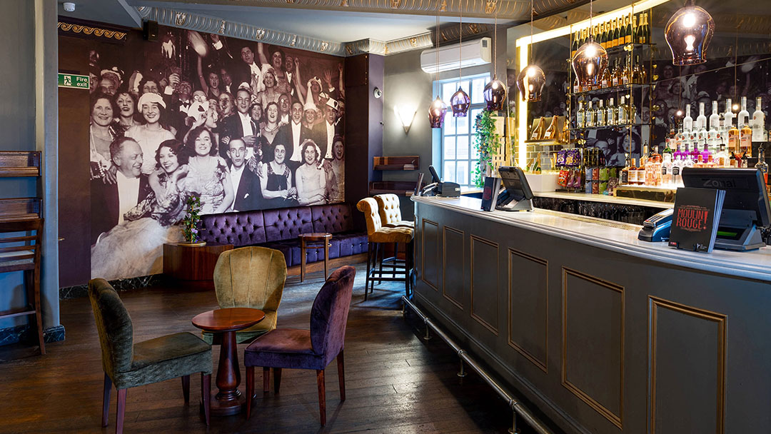 Planning Your Visit | Everything You Need to Know | Piccadilly Theatre