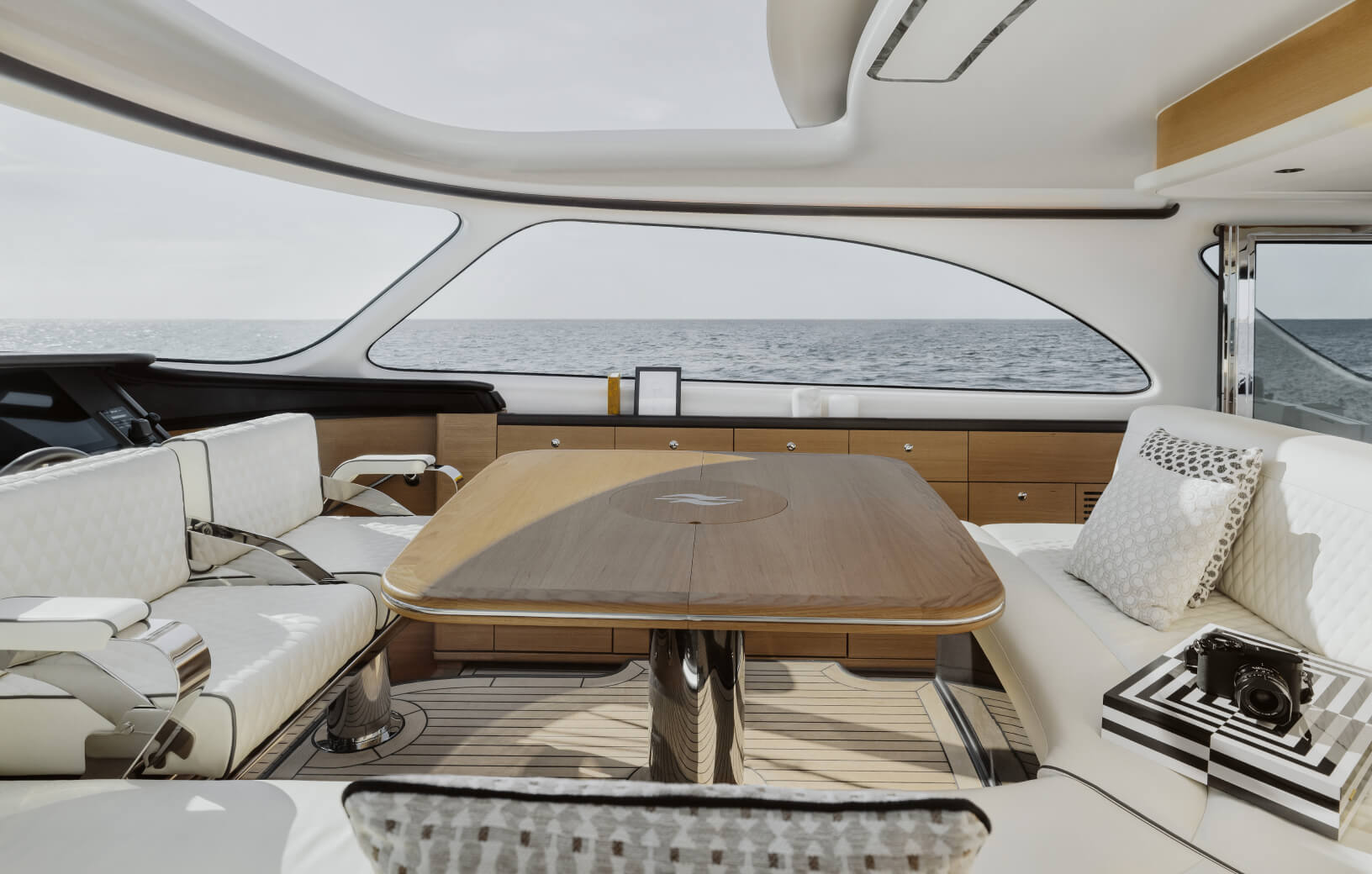 Zeelander 6 | Zeelander Yachts | for admirers of Extraordinary