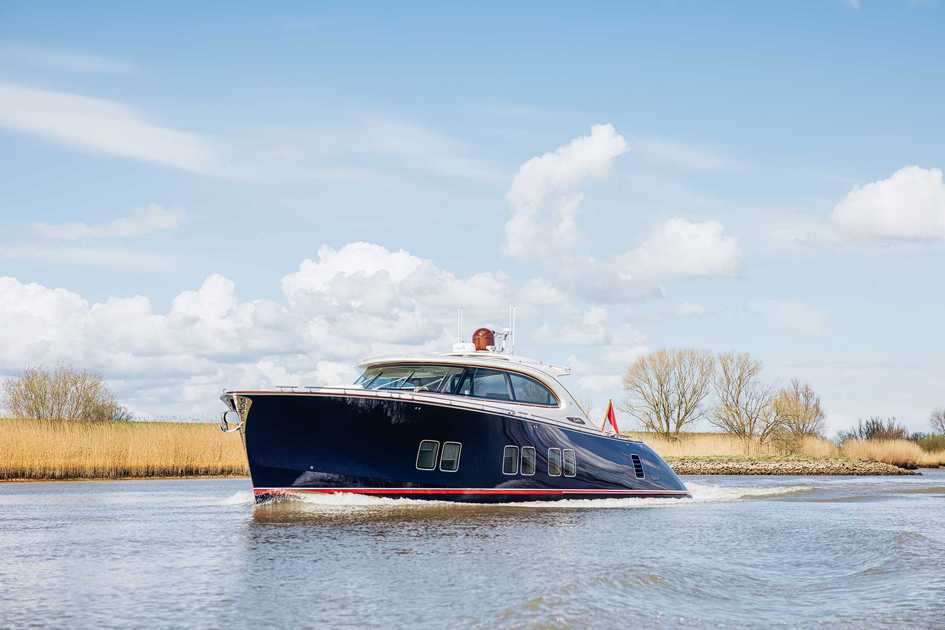 Pre-owned Collection Zeelander Yachts for Sale