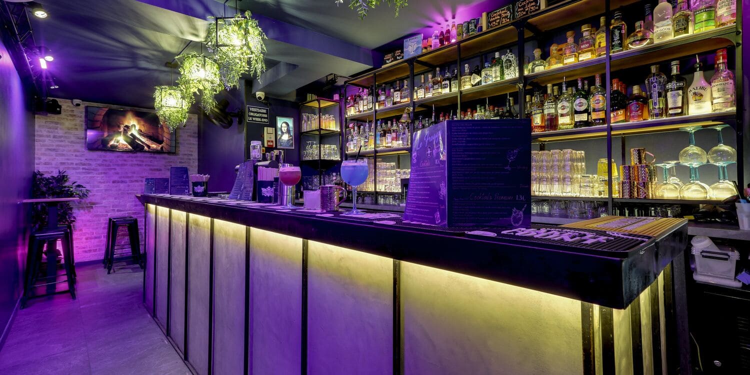 Découvrez notre sélection de bars dansant à Bastille