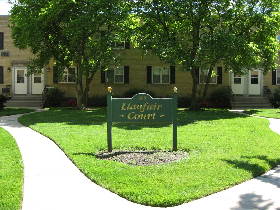 Llanfair Court Apts. - Halfpenny Management