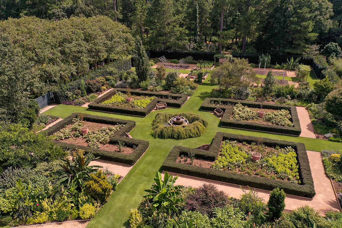 Field Trips | Moore Farms Botanical Garden