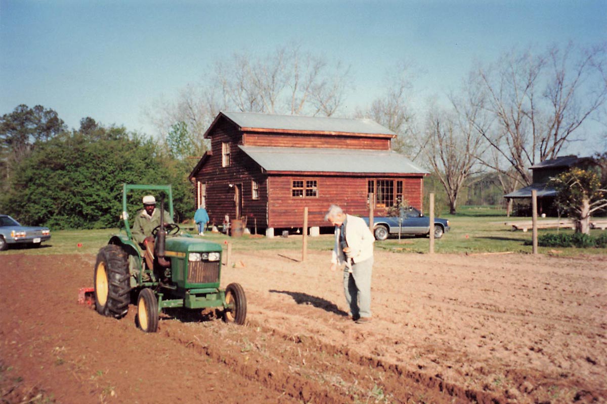 History | Moore Farms Botanical Garden