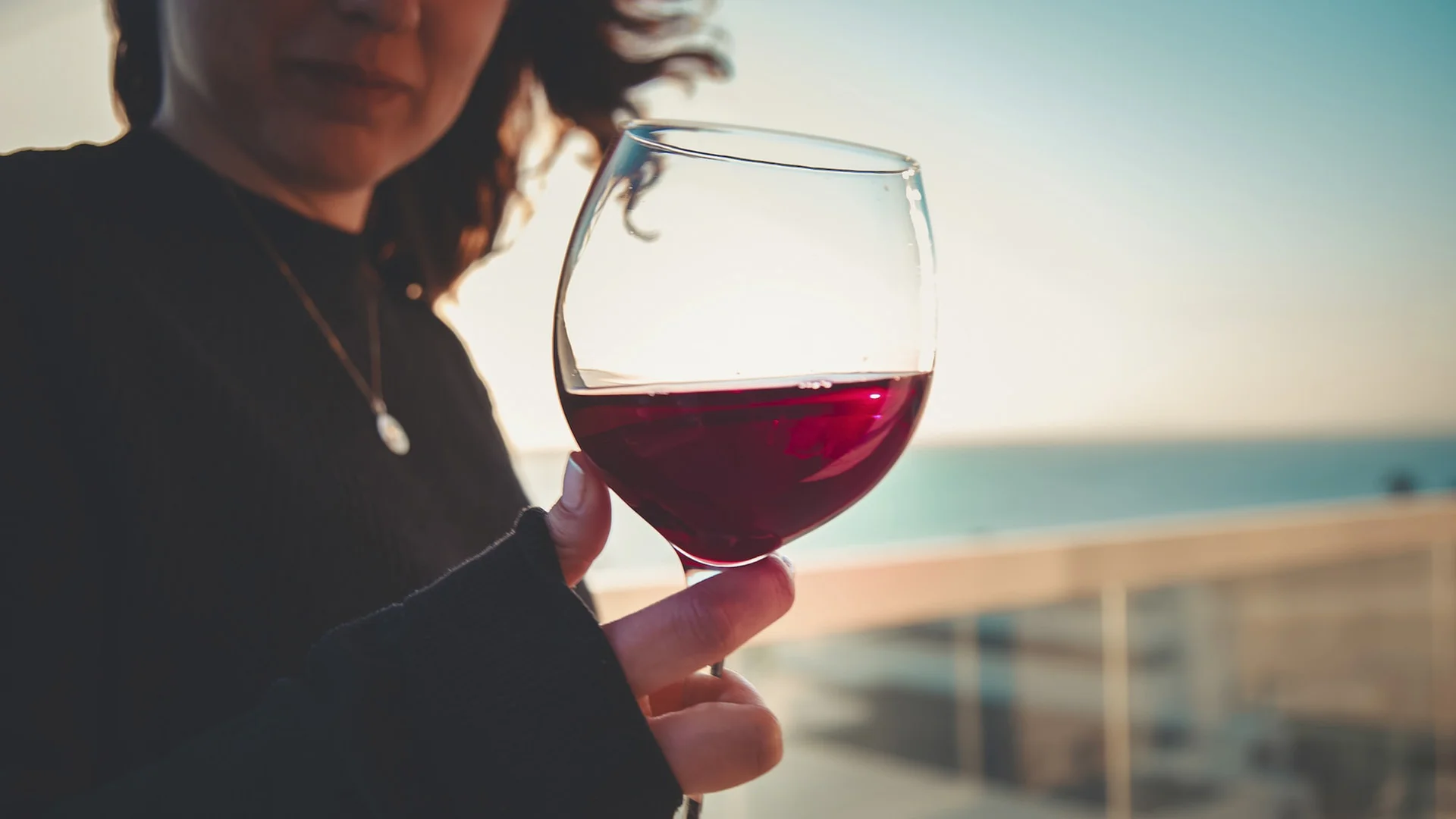 Syrah: In-Depth Wine Profile