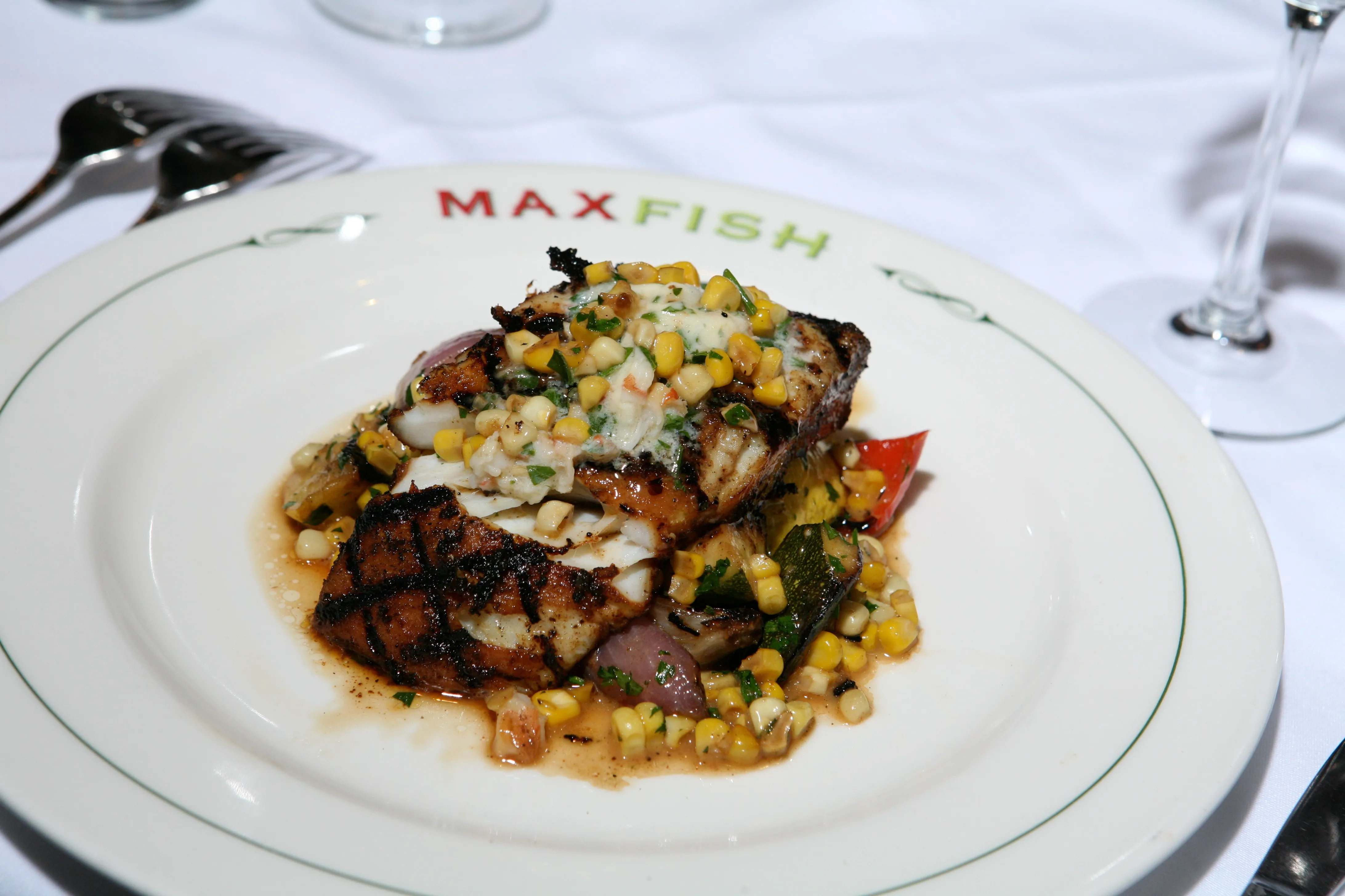 Private Dining | Menu & Reservations | Max Fish