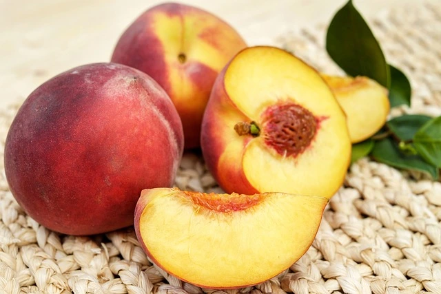Peach Glycemic Index: Nutrition Facts, Weight Loss, Health Benefits ...