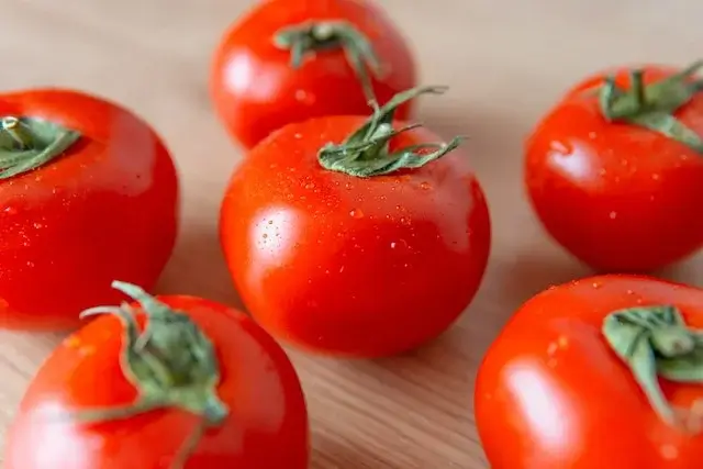 Tomato Glycemic Index: Nutrition Facts, Weight Loss, Health Benefits ...