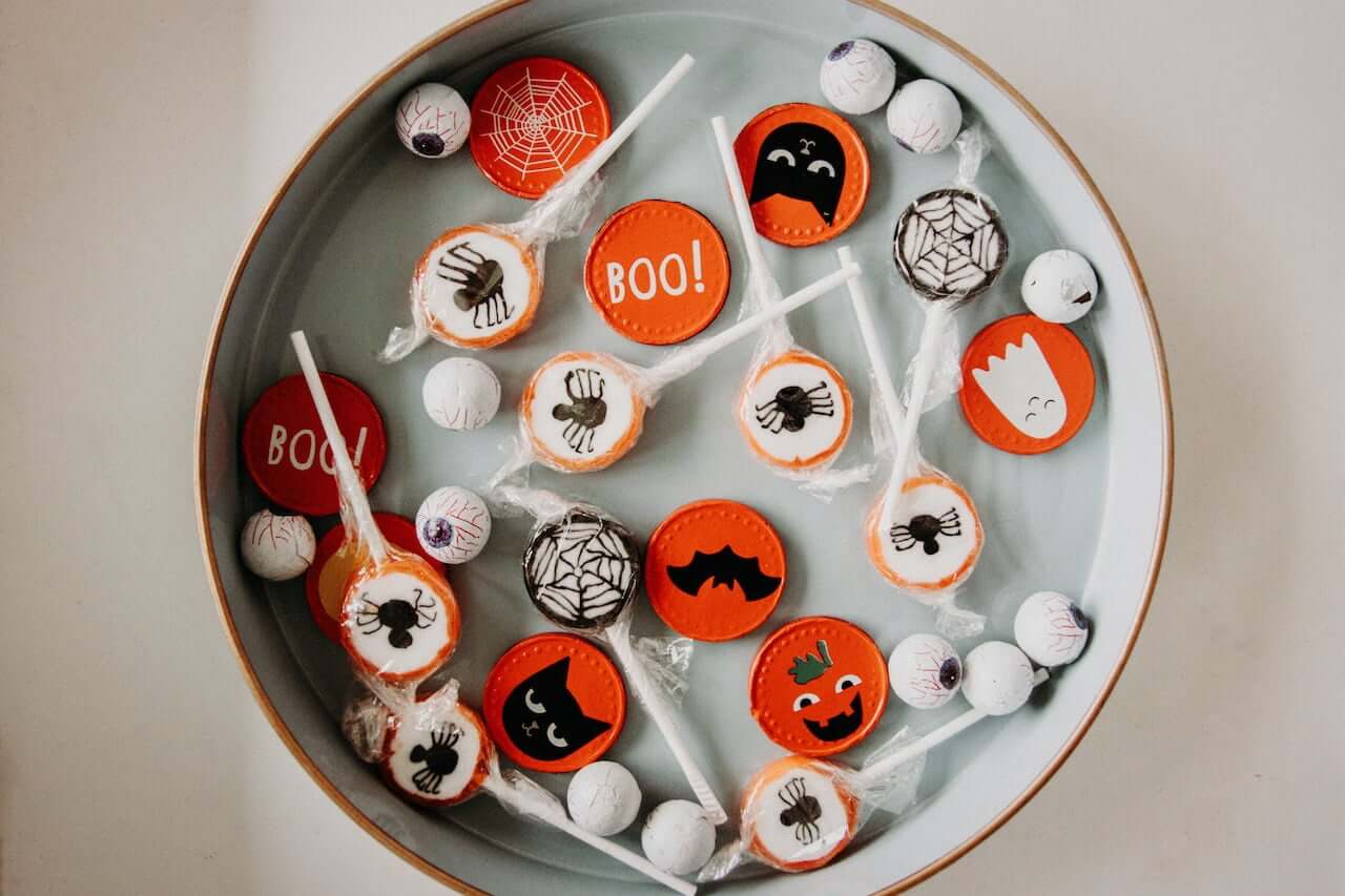 Best Candy for Halloween (Plus Tips to Manage Your Blood Sugar) | Signos