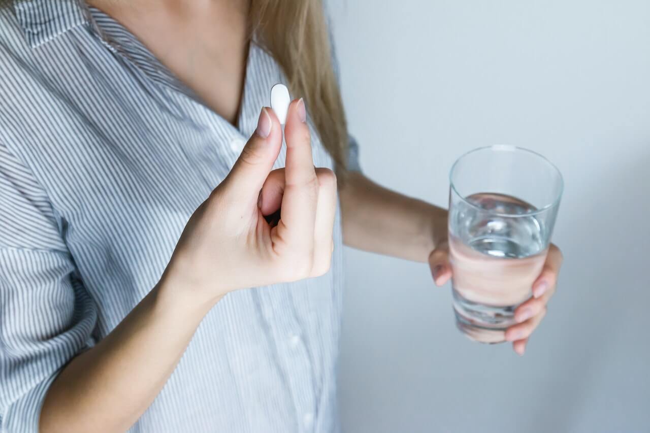Understanding Phentermine Side Effects + Impact on Females | Signos