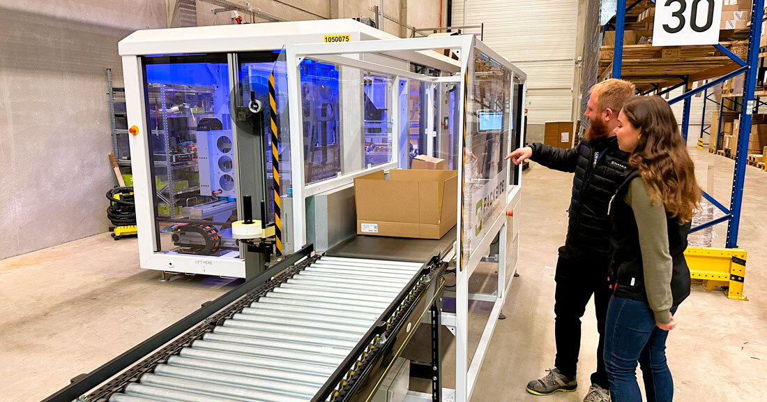 LOEWE Logistics packs and ships for Lufthansa WorldShop | Packsize