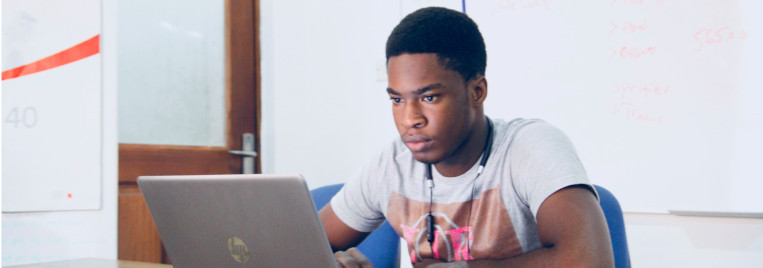 Employee Self Service – Definition, Vorteile und Nachteile