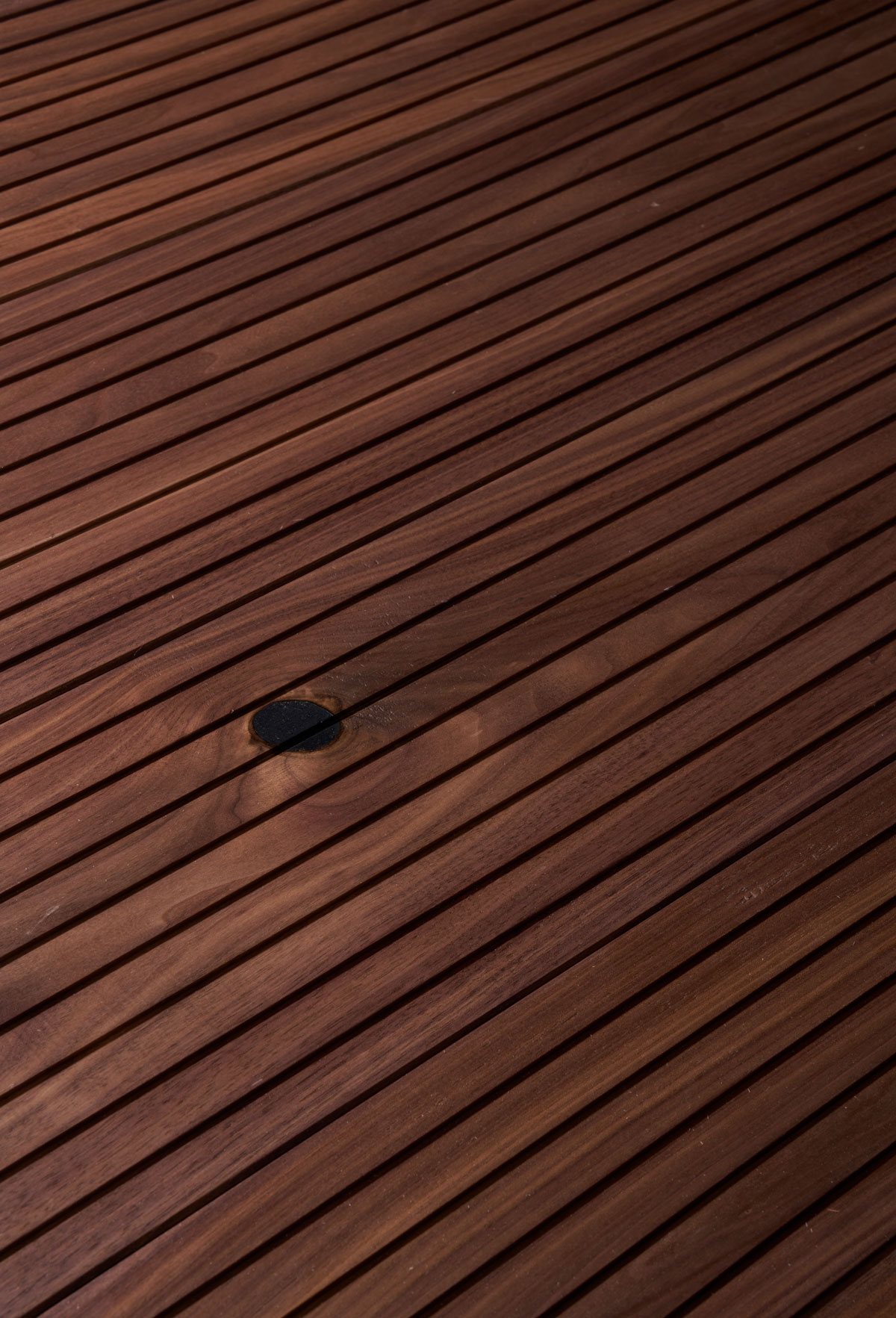 WALLS | Perspective | | Fin | Hot Walnuts