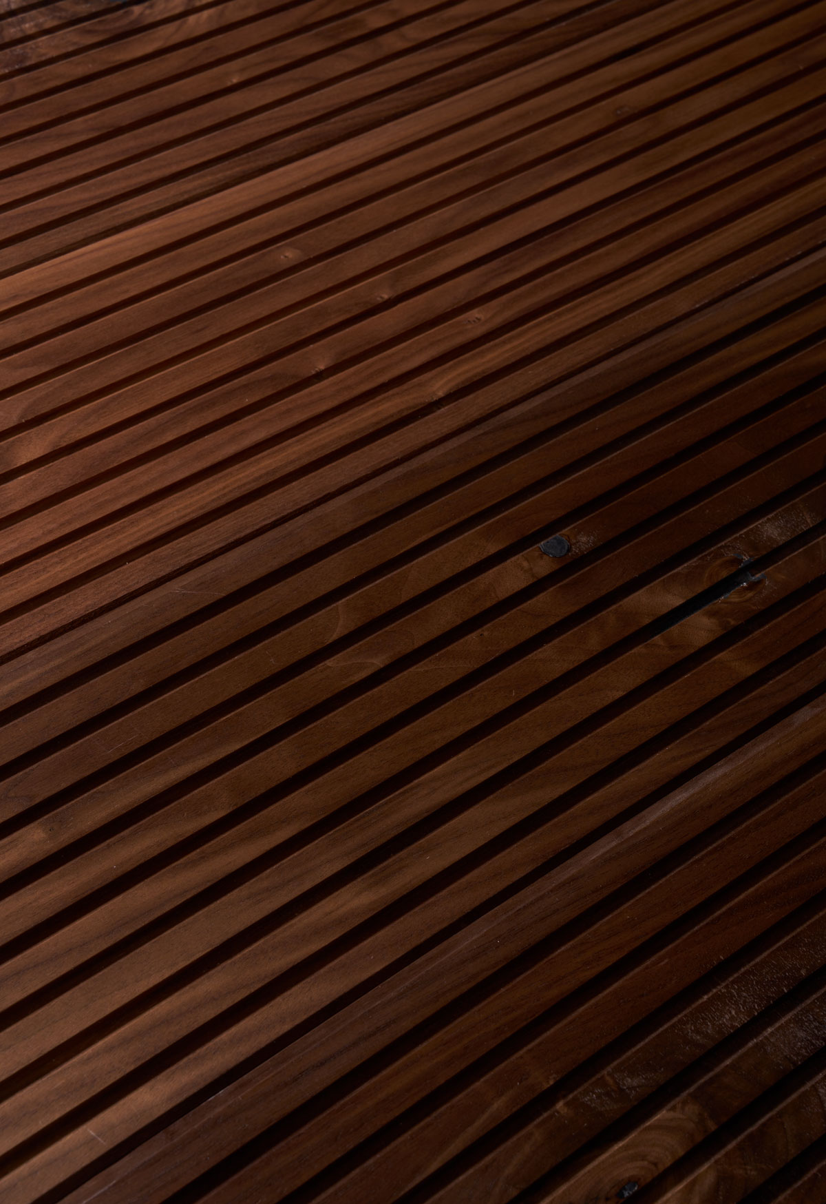 WALLS | Perspective | | Lineal | Hot Walnuts