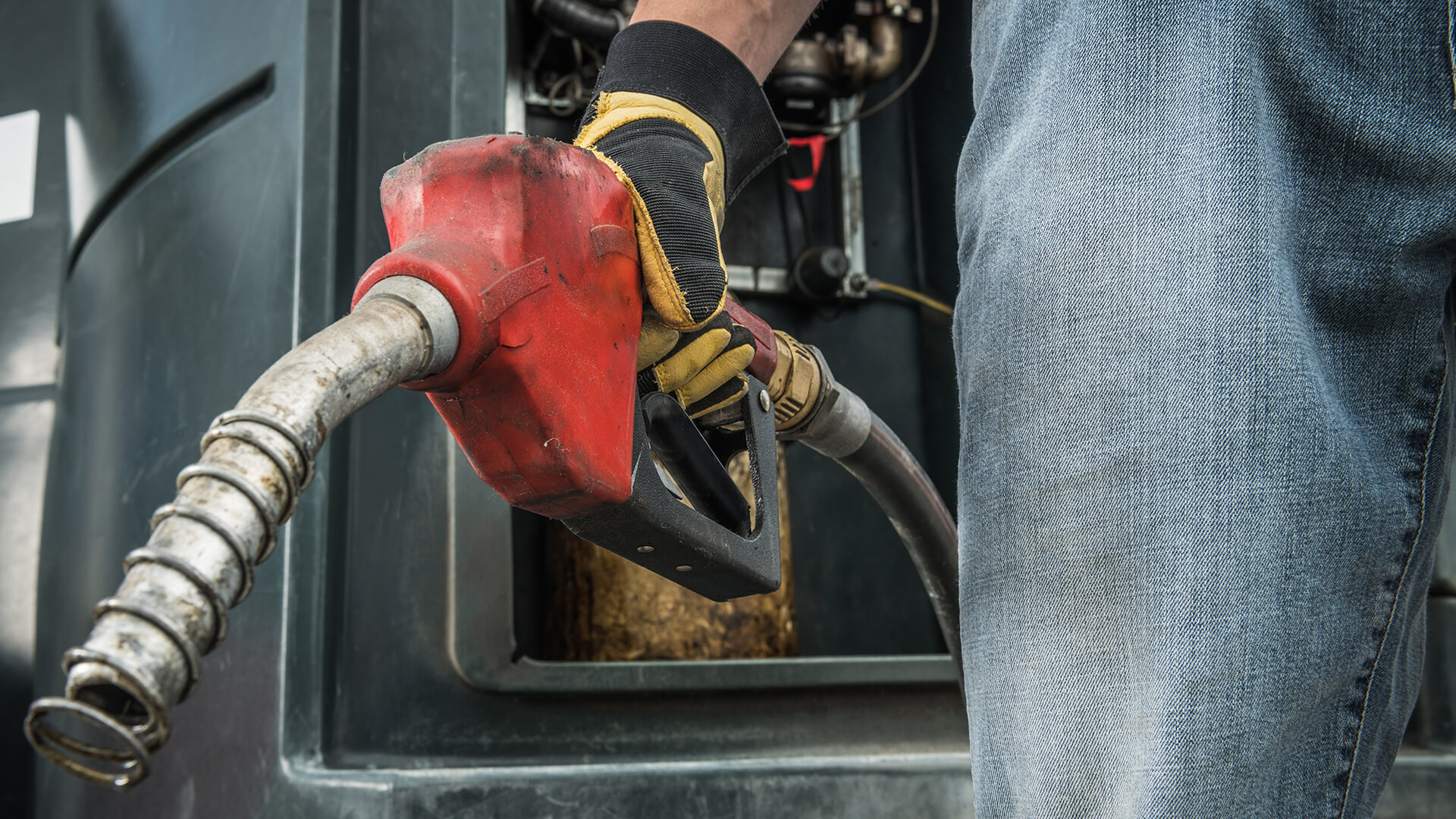 Here’s How a TMS Can Help You Save on Fleet Fuel Costs