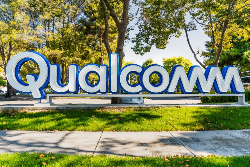 Qualcomm's Q3: Revenue Dive, Growth in Automotive & AI