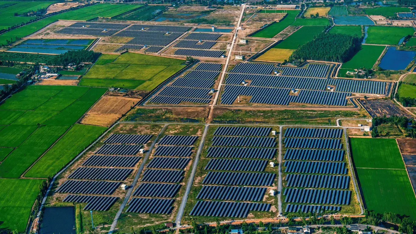 What makes a site suitable for a solar farm?