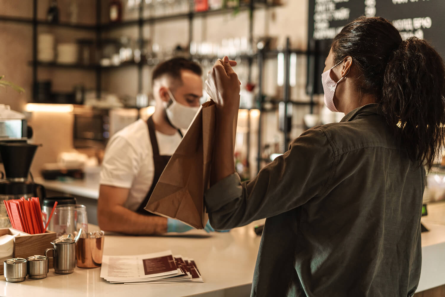 Online ordering: 9 reasons to go platform-free for your restaurant