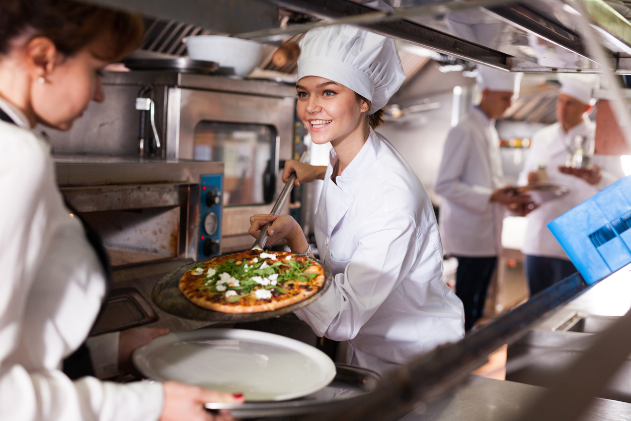 5 tips for managing your restaurant team