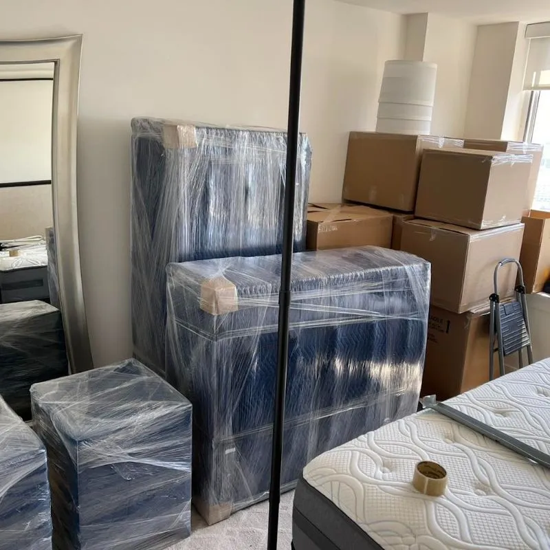 Lifestyle Moving & Storage: Mover - New York City, NY