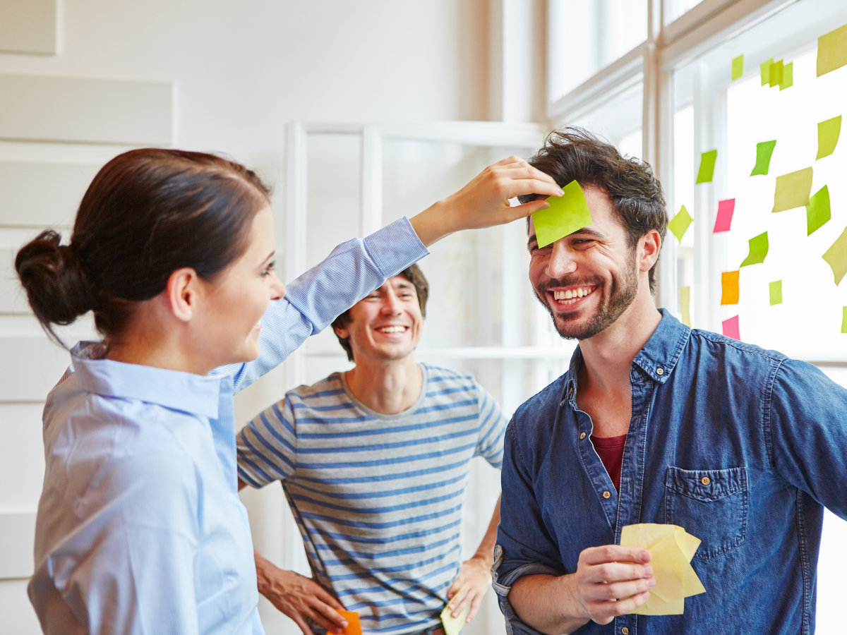 10 Fun Onboarding Activities for New Employees in 2023 - PlayTours