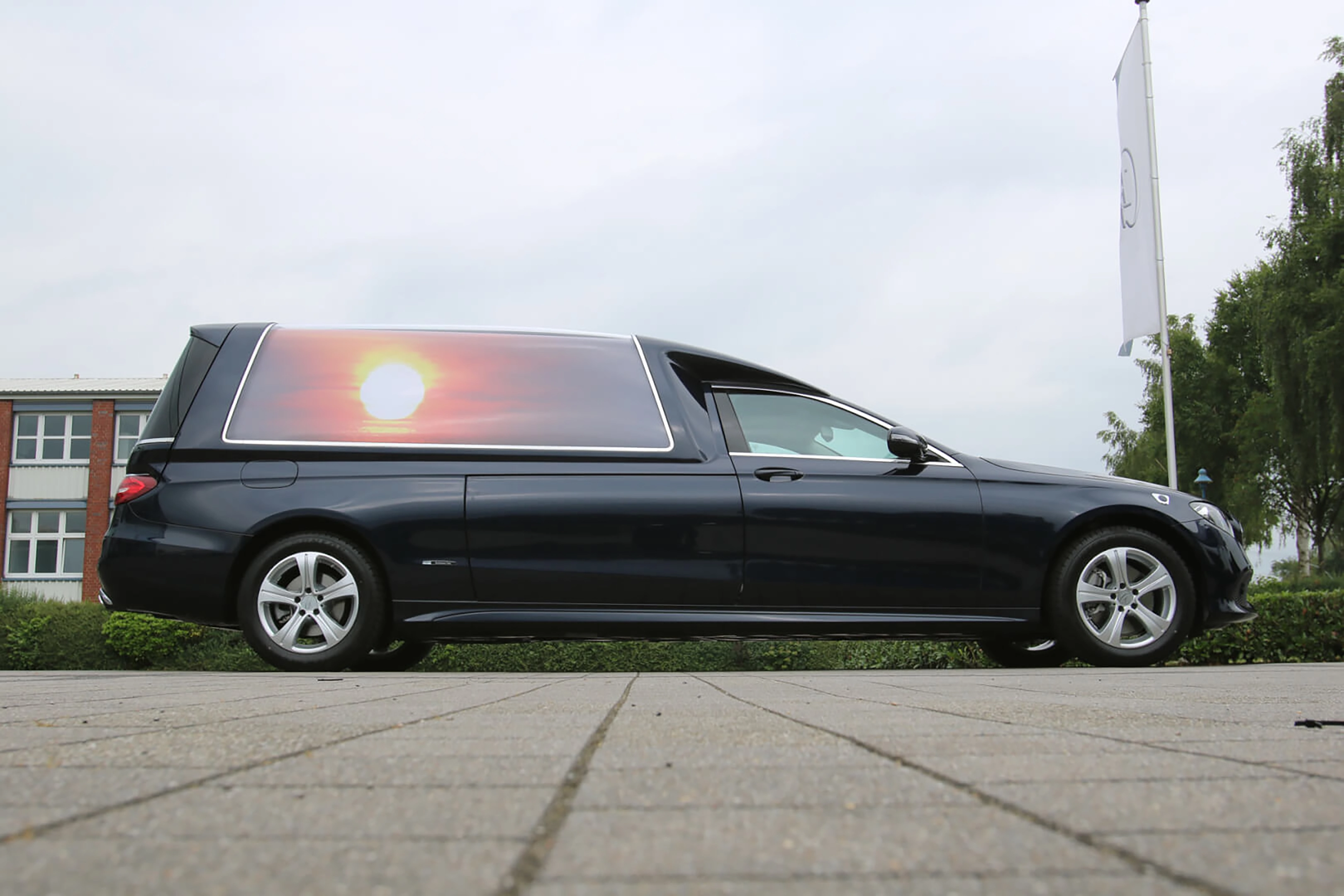 Funeral car on basis Mercedes-Benz E-Class 213 buy new