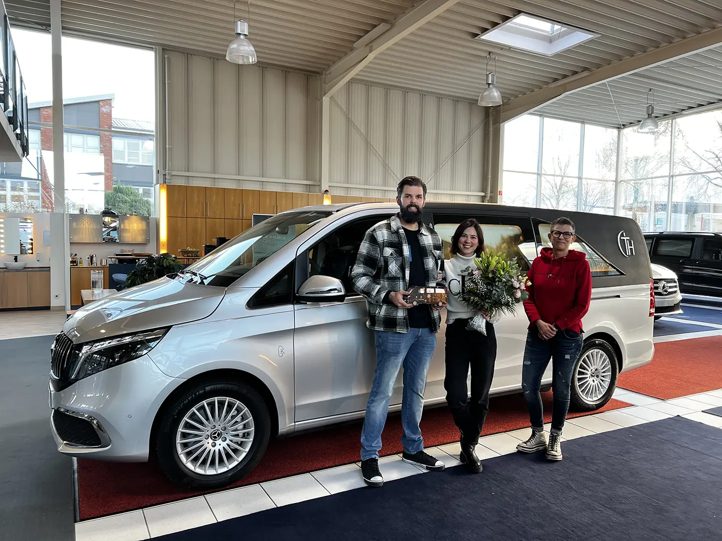 FUNERAL VEHICLE on basis MERCEDES-BENZ V250d "LAUSANNE" - Vehicle ...