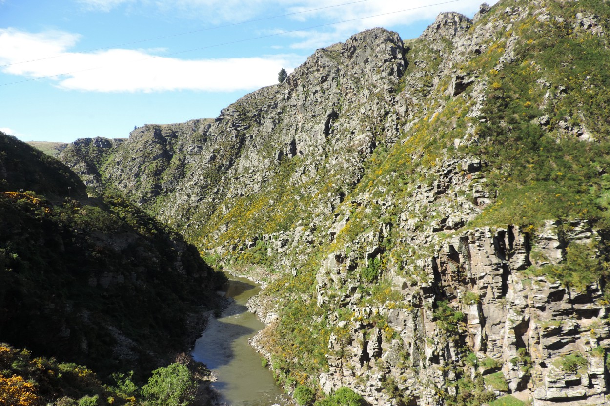Dunedin and the Taieri Gorge Railway - A Maverick Traveller