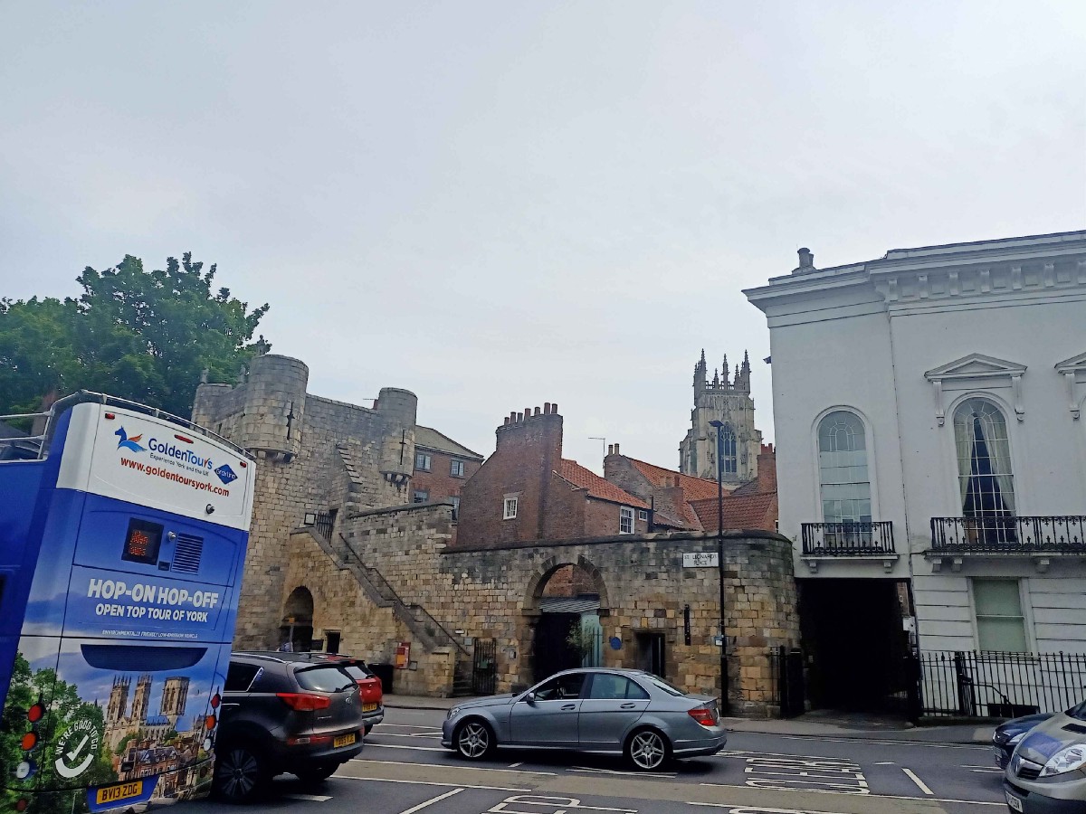 The Ancient Streets of York - A Maverick Traveller