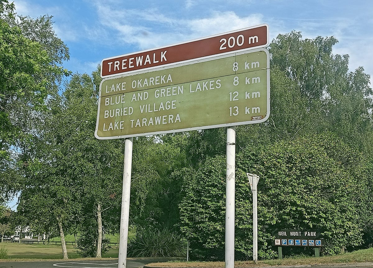Terrible Tarawera: The 'burnt peak' of Rotorua and its lakes, geysers ...