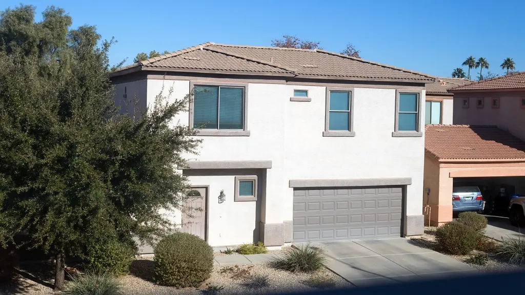 Get Your Garage Door in Perfect Balance: A Step-by-Step Guide | Safety ...