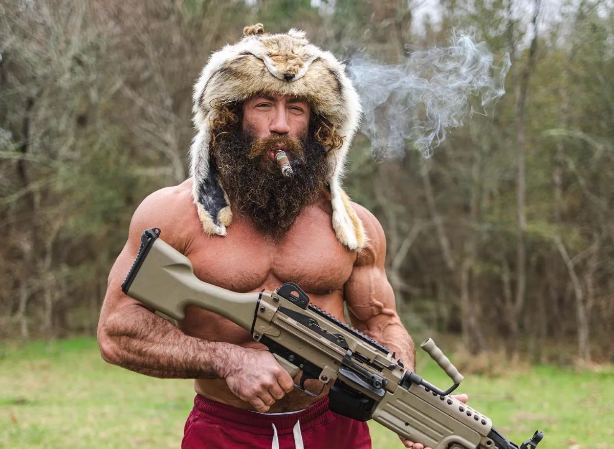 Liver King’s Push Up Diet to build a Roman Chest Plate