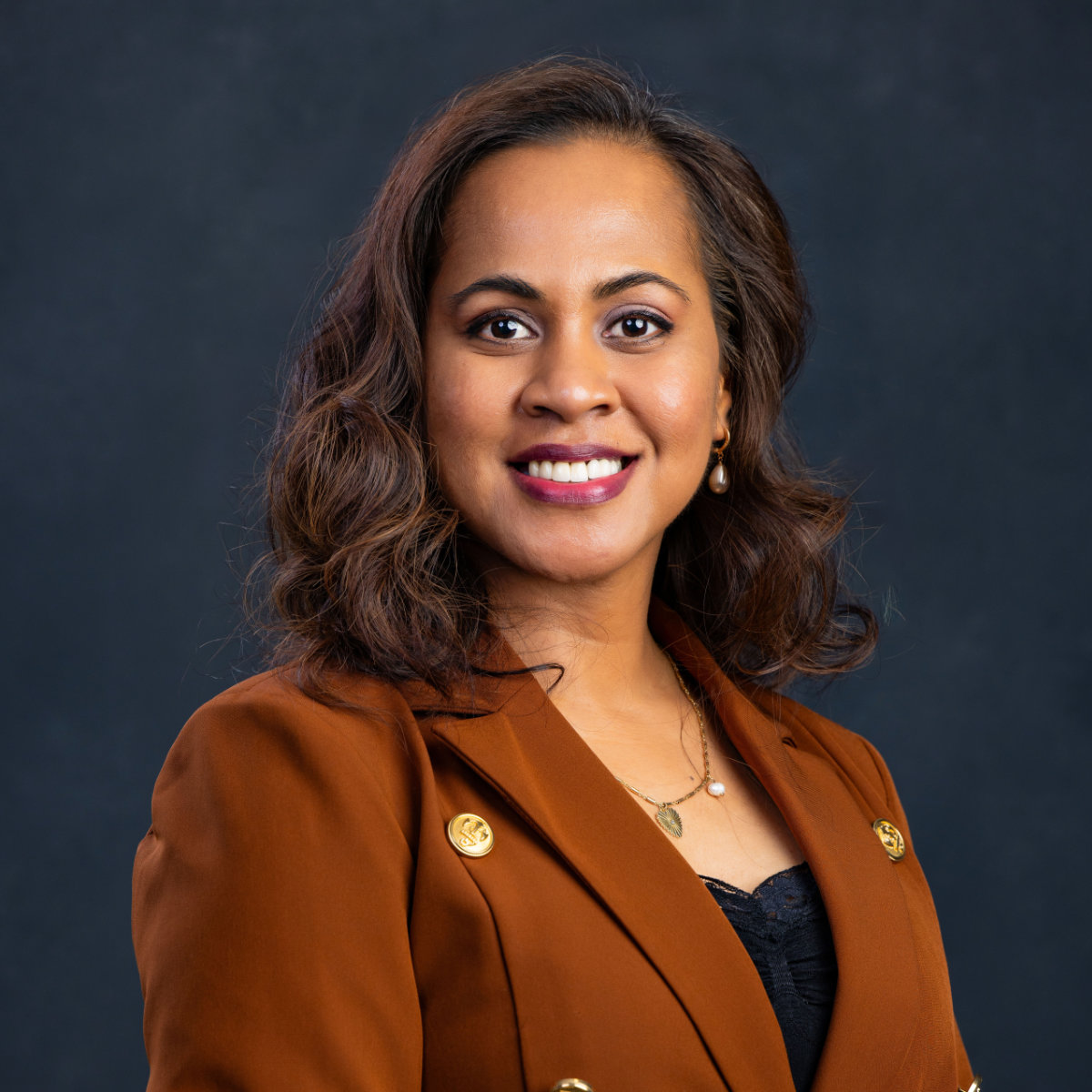 Julie Parker Advisor Svn Menish Commercial Real Estate