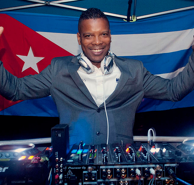 Vancouver Latin Fever | Salsa Instructors | Salsa classes